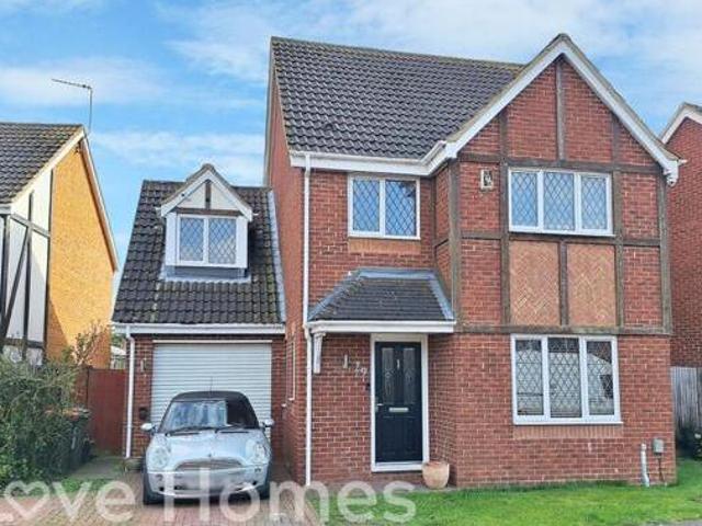 4 Bedroom Detached House For Sale In Barton le clay