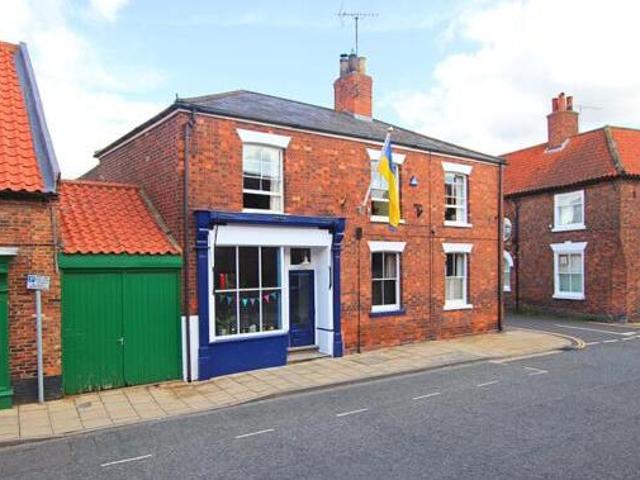 4 Bedroom Detached House For Sale In Barton upon humber, North Lincolnshire