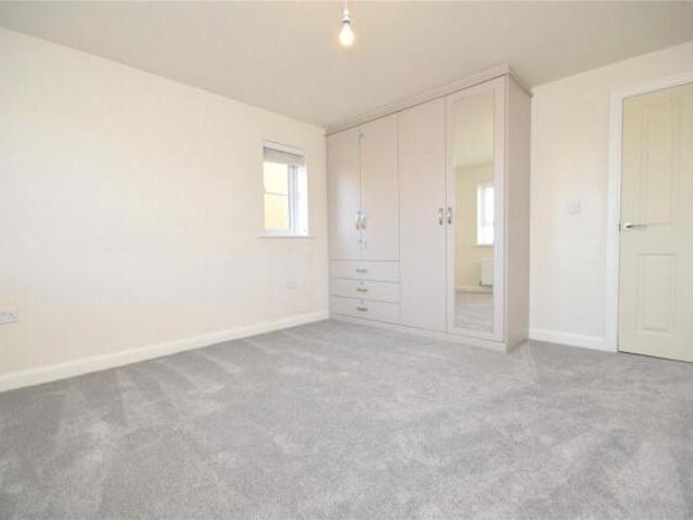 4 bedroom detached house for sale in Barton Way, Morley, Leeds, West Yorkshire, LS27