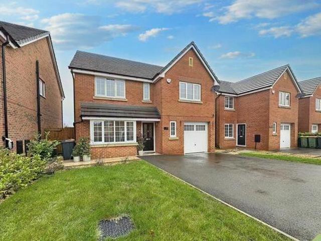 4 Bedroom Detached House For Sale In Barton