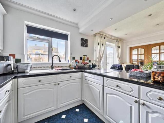 4 bedroom detached house for sale in Beverley Road, Maidstone, ME16
