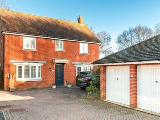 4 Bedroom Detached House For Sale In Bexhill On Sea, East Sussex