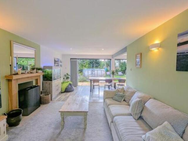 4 bedroom detached house for sale in Beales Lane, Walton Park, MK7