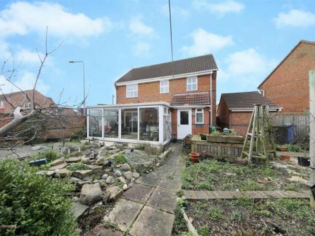 4 bedroom detached house for sale in Beamsley Way, Kingswood, Hull, HU7