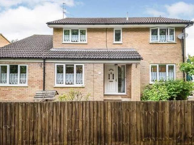 4 bedroom detached house for sale in Beckett Close North Wootton King s Lynn PE30