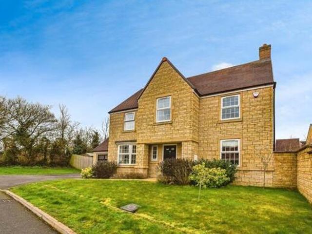 4 Bedroom Detached House For Sale In Beckington
