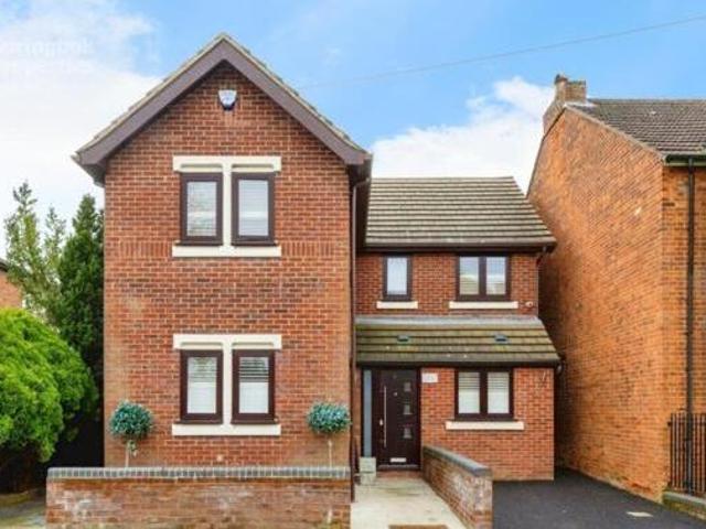 4 Bedroom Detached House For Sale In Bedford