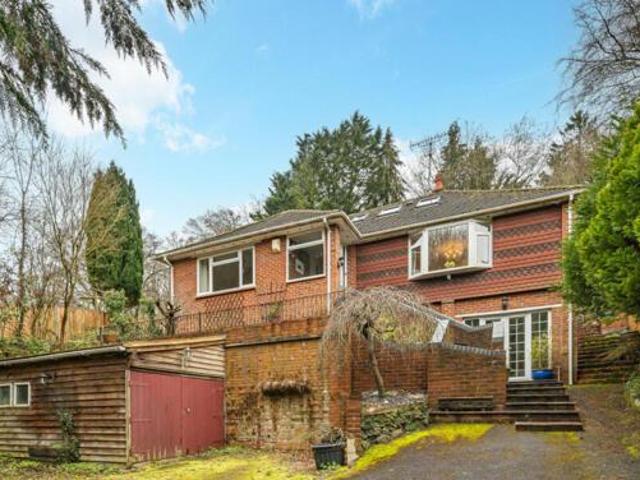4 Bedroom Detached House For Sale In Beech, Alton