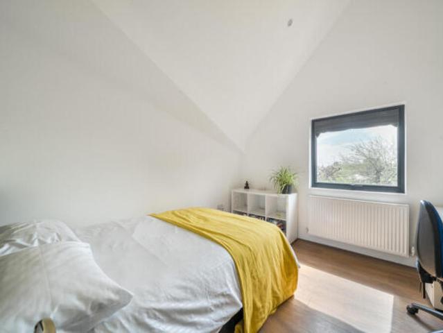 4 bedroom detached house for sale in Beehive Lane, Ferring, Worthing, West Sussex, BN12