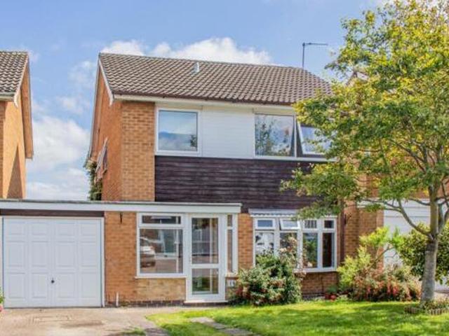 4 Bedroom Detached House For Sale In Beeston