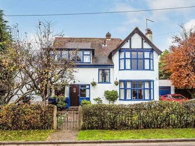 4 bedroom detached house for sale in Beeston Fields Drive Beeston Nottingham Nottinghamshire NG9