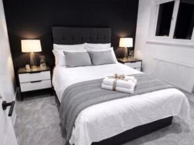 4 bedroom detached house for sale in Belmont Covert, Birmingham, B31