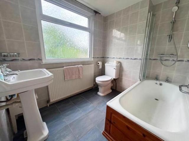 4 bedroom detached house for sale in Berry Lane, Wootton Village, Northampton NN4