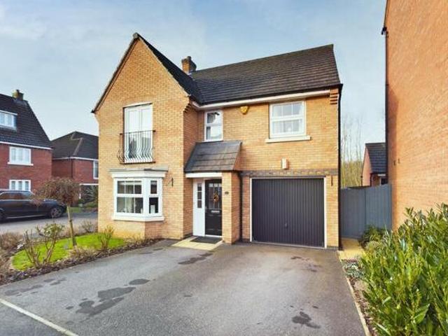 4 Bedroom Detached House For Sale In Bestwood Village
