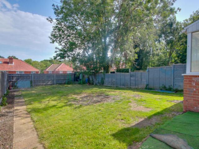 4 bedroom detached house for sale in Bitterne! No Forward Chain! Deceptively Spacious! Parking!,SO18