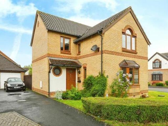 4 Bedroom Detached House For Sale In Bicester, Oxfordshire
