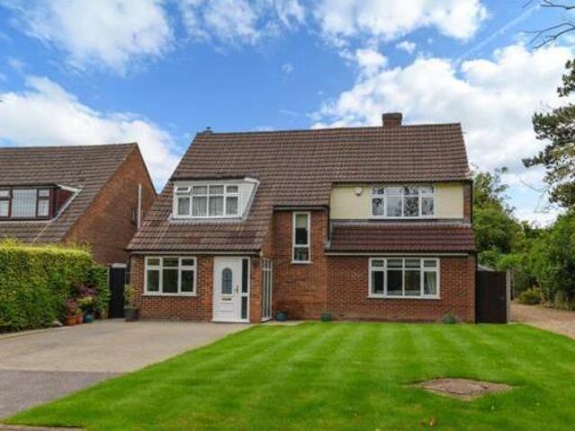 4 Bedroom Detached House For Sale In Biddenham