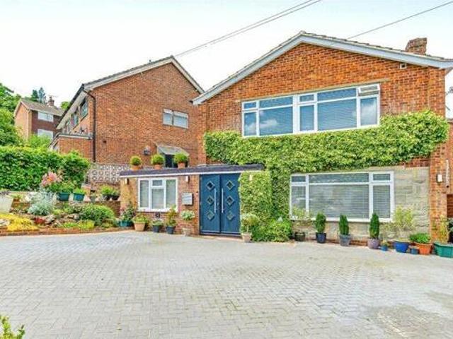 4 Bedroom Detached House For Sale In Biggin Hill, Westerham
