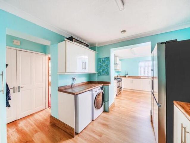 4 bedroom detached house for sale in Birchwood Avenue, Lincoln, Lincolnshire, LN6