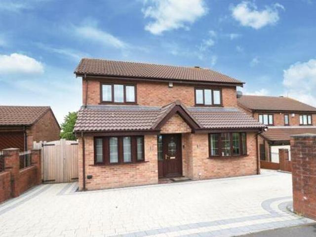 4 Bedroom Detached House For Sale In Birches Head