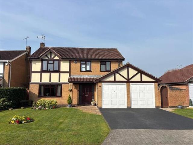 4 bedroom detached house for sale in Birkdale Close, Mickleover, Derby, DE3