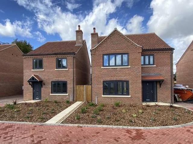 4 bedroom detached house for sale in Bishop Drive Brandon Road PE37
