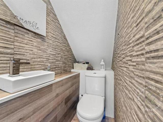 4 bedroom detached house for sale in Bishop Hannon Drive, Fairwater, Cardiff, CF5
