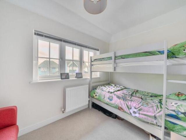 4 bedroom detached house for sale in Bishops Way, Exeter, EX2