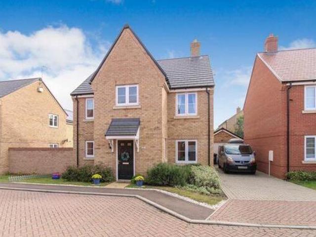 4 Bedroom Detached House For Sale In Blunham