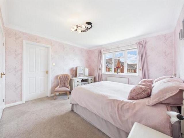 4 bedroom detached house for sale in Blake Hill Way, Abbeymead, Gloucester, Gloucestershire, GL4
