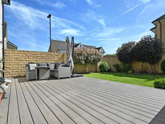 4 bedroom detached house for sale in Bletchley Road, Horsforth, LS18
