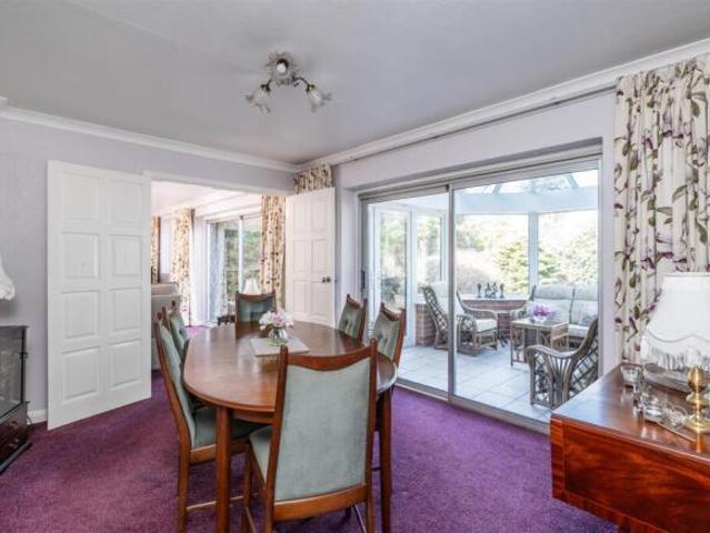 4 bedroom detached house for sale in Blossomfield Road, Solihull, B91