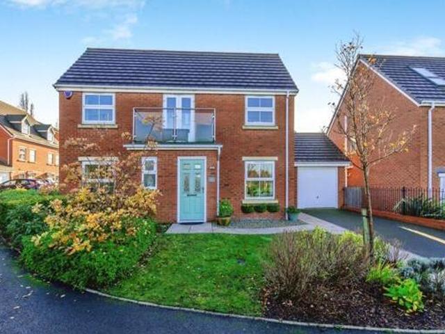 4 Bedroom Detached House For Sale In Bloxwich