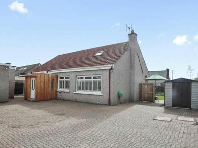 4 Bedroom Detached House For Sale In Brunstane, Edinburgh