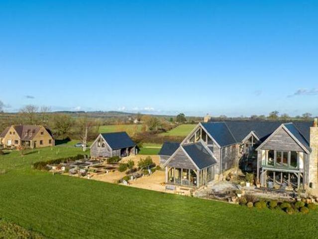 4 Bedroom Detached House For Sale In Bruton, Somerset