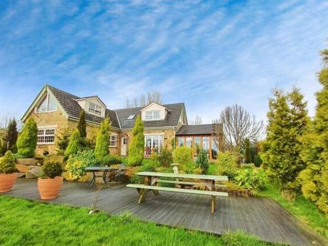 4 Bedroom Detached House For Sale In Bradford