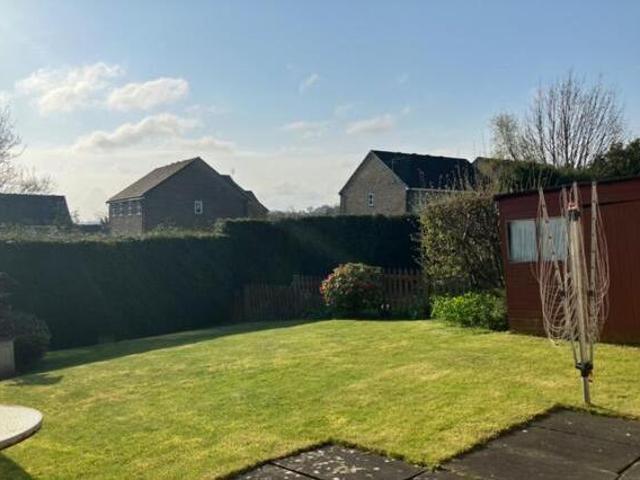 4 Bedroom Detached House For Sale In Bradford