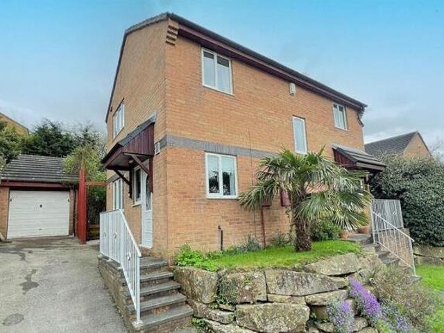 4 Bedroom Detached House For Sale In Bradford