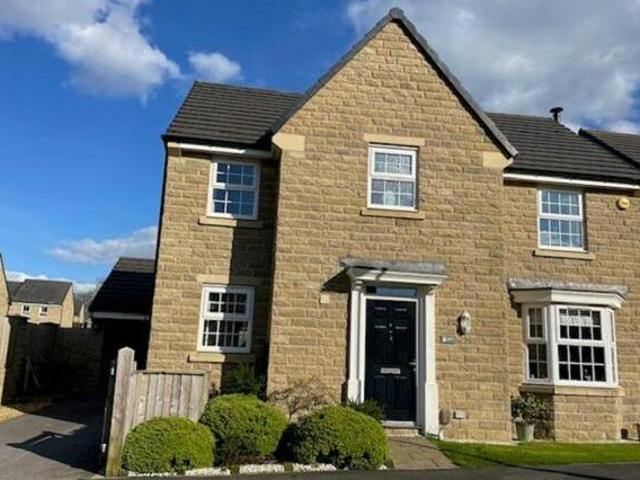4 Bedroom Detached House For Sale In Bradford