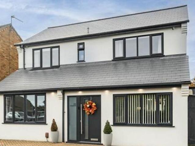 4 Bedroom Detached House For Sale In Bradwell