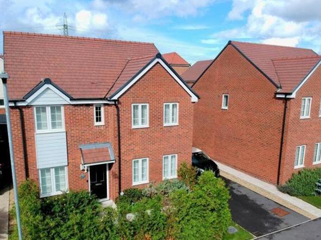 4 Bedroom Detached House For Sale In Bramley