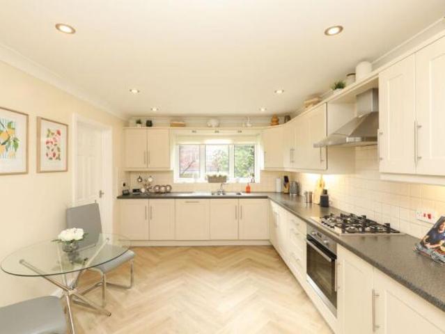 4 bedroom detached house for sale in Bramley Mews, Eckington, S21