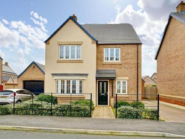 4 Bedroom Detached House For Sale In Brampton, Huntingdon