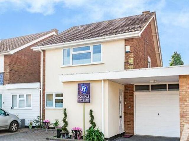 4 Bedroom Detached House For Sale In Brentwood, Essex