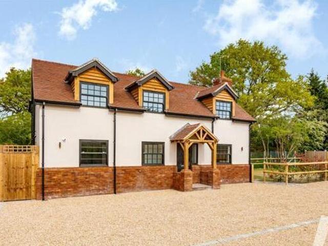 4 Bedroom Detached House For Sale In Brentwood, Essex