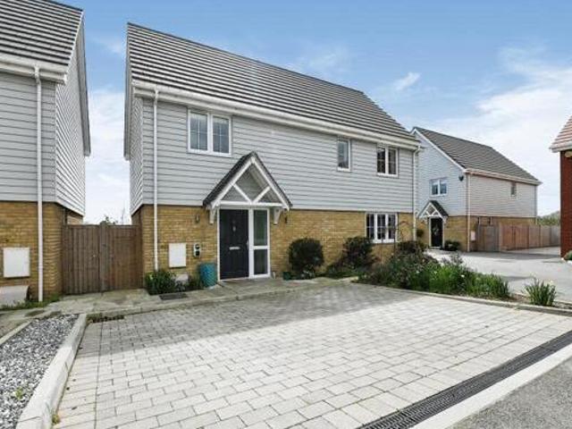 4 Bedroom Detached House For Sale In Brentwood, Essex