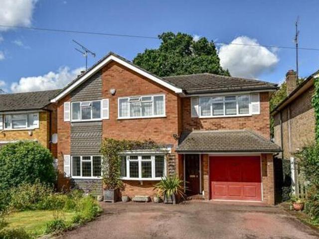 4 Bedroom Detached House For Sale In Bricket Wood