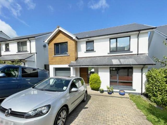 4 Bedroom Detached House For Sale In Briarville Gardens