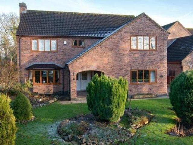 4 Bedroom Detached House For Sale In Brigg, North Lincs