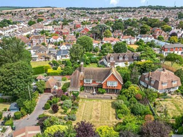 4 Bedroom Detached House For Sale In Brighton, West Sussex